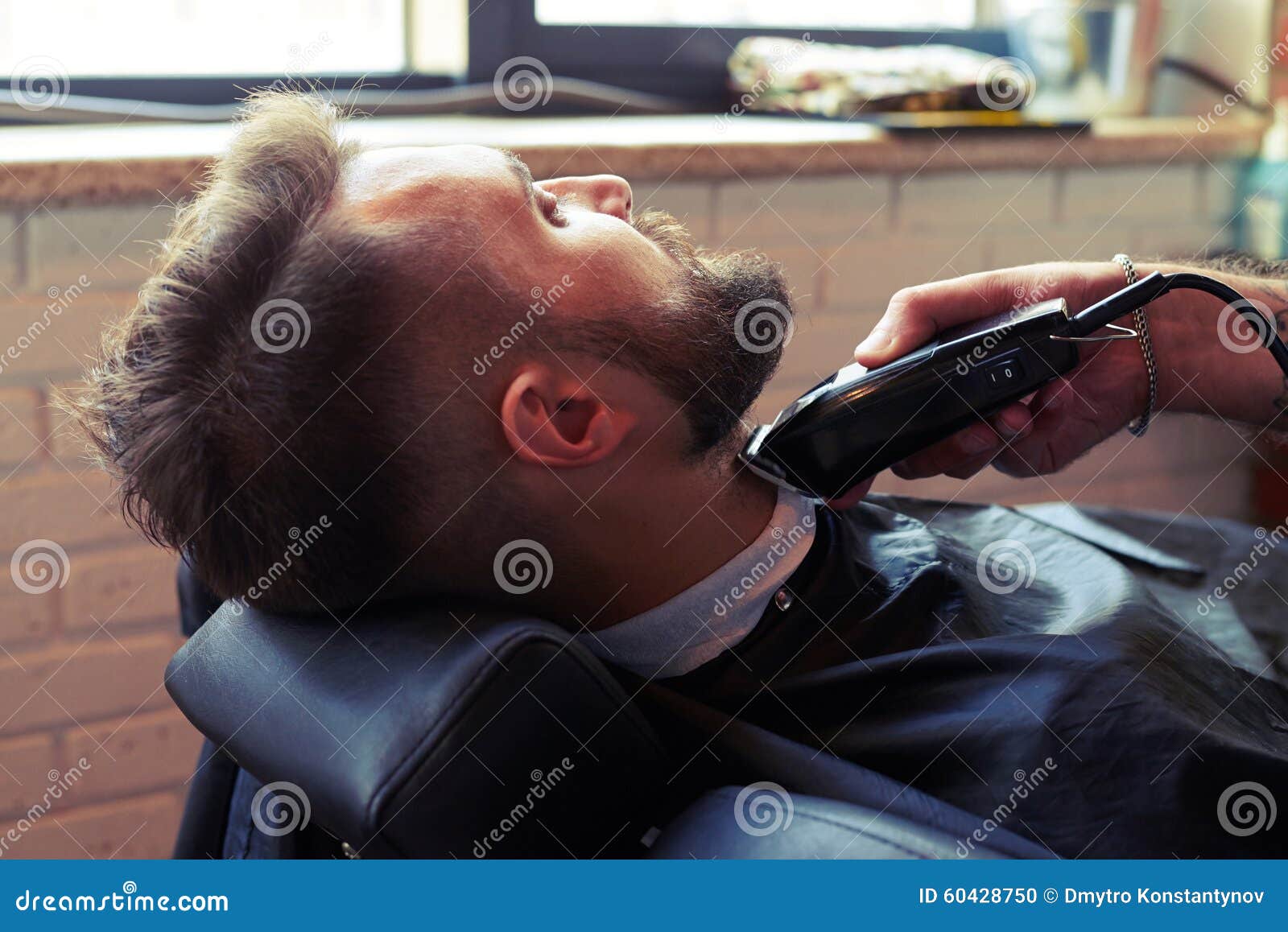 Barber Shaving Beard with Electric Razor Stock Photo - Image of people ... Barber Shaving Beard with Electric Razor Stock Photo - Image of people ...