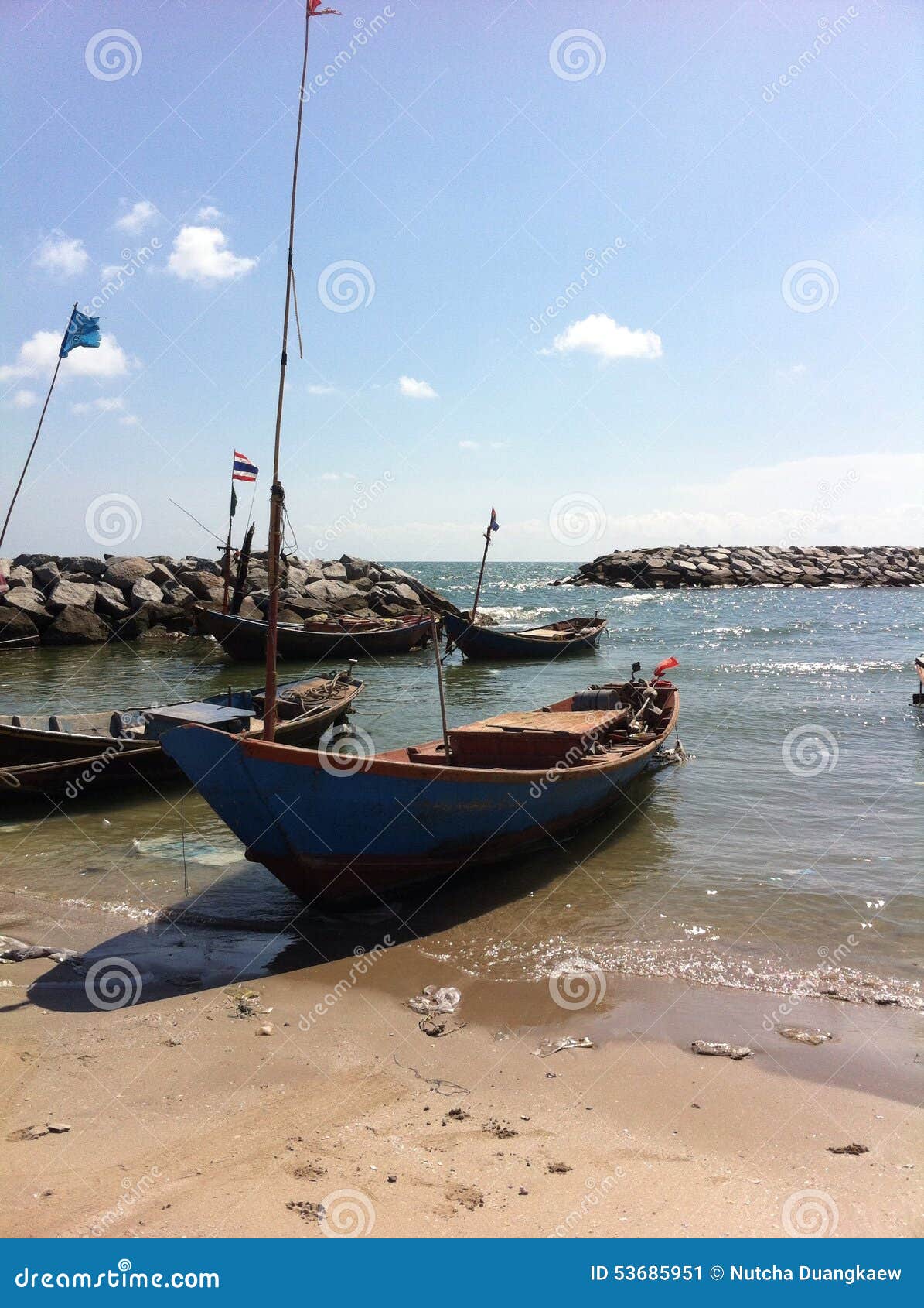 Barca sul mare fotografia editoriale. Immagine di ricreazione - 53685951