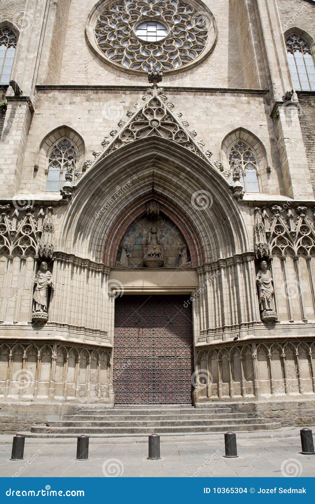 Barcellona - Facciata Gotica Della Cattedrale Fotografia Stock ...