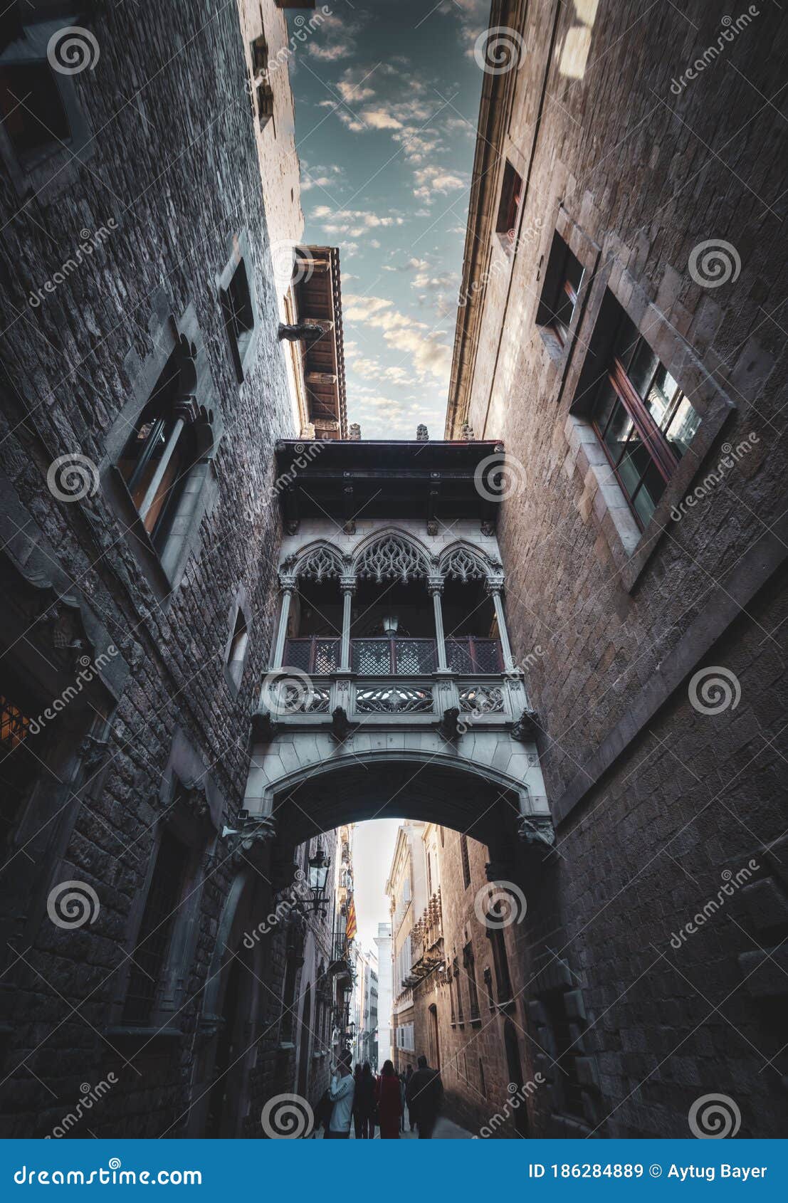 Barcelona Barock Cuarto Balkony Bridge Imagen de archivo - Imagen de ...