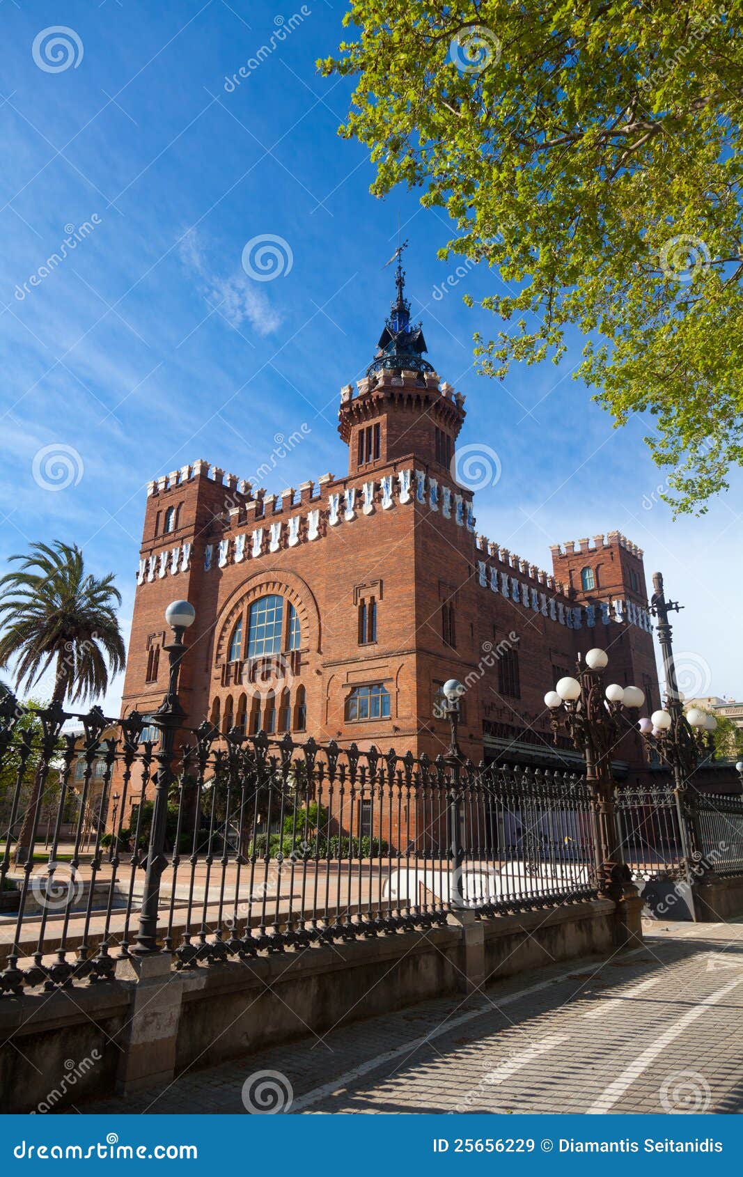 Barcelona Ciudadela Three Dragon Castle Stock Image - Image of ...