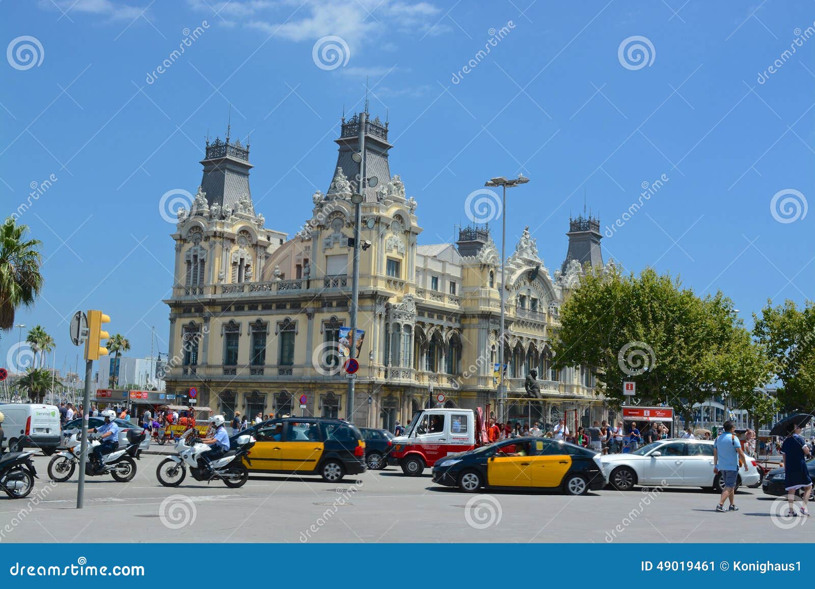 Barcelona port building editorial photo. Image of tourist - 49019461