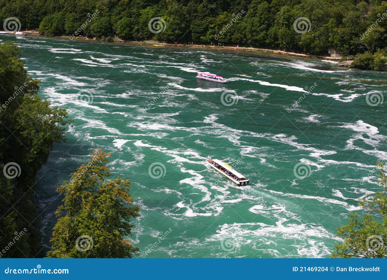 Barche sul fiume di Reno fotografia stock. Immagine di cadute - 21469204