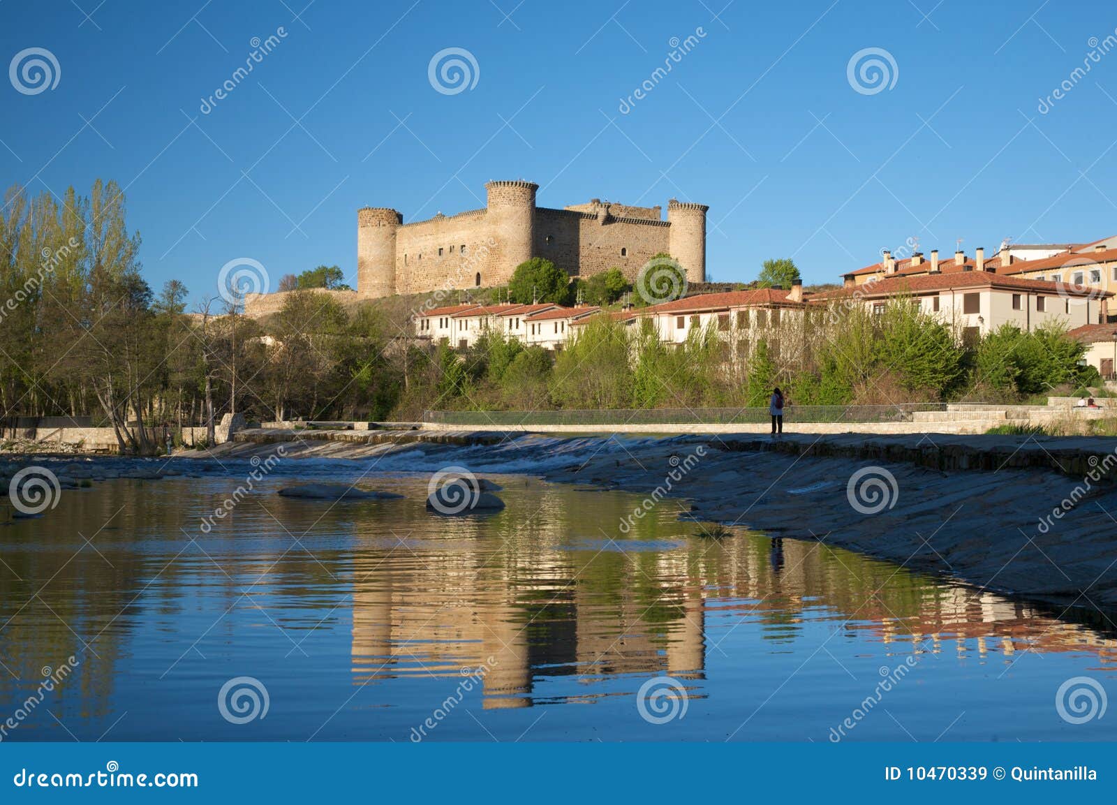 Barco Castle from Tormes River Stock Image - Image of plant, barco ...