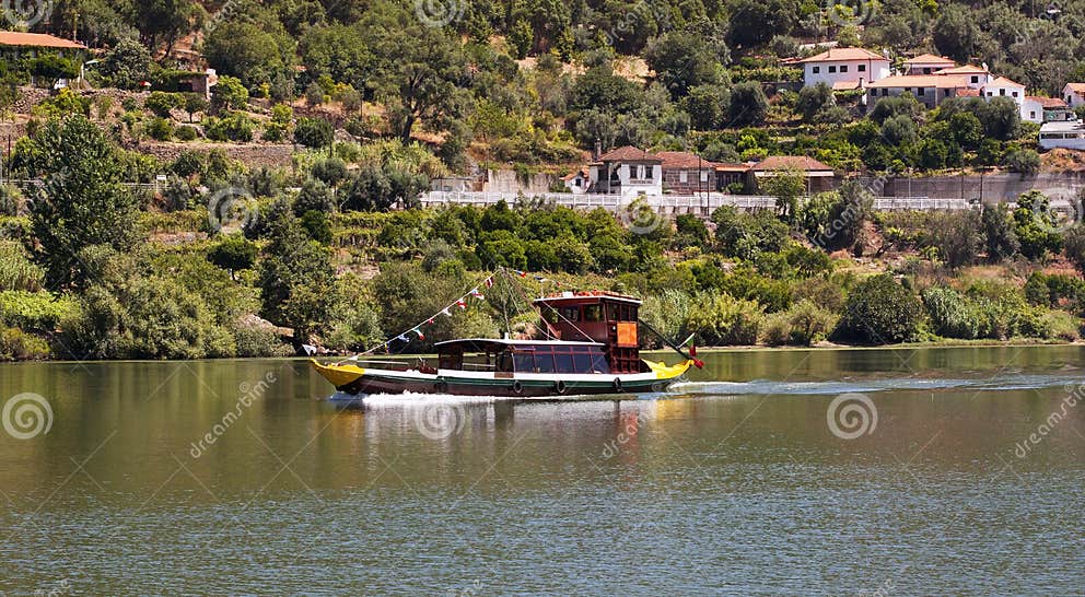 Barco de Rabelo imagen de archivo. Imagen de fluvial - 20896547