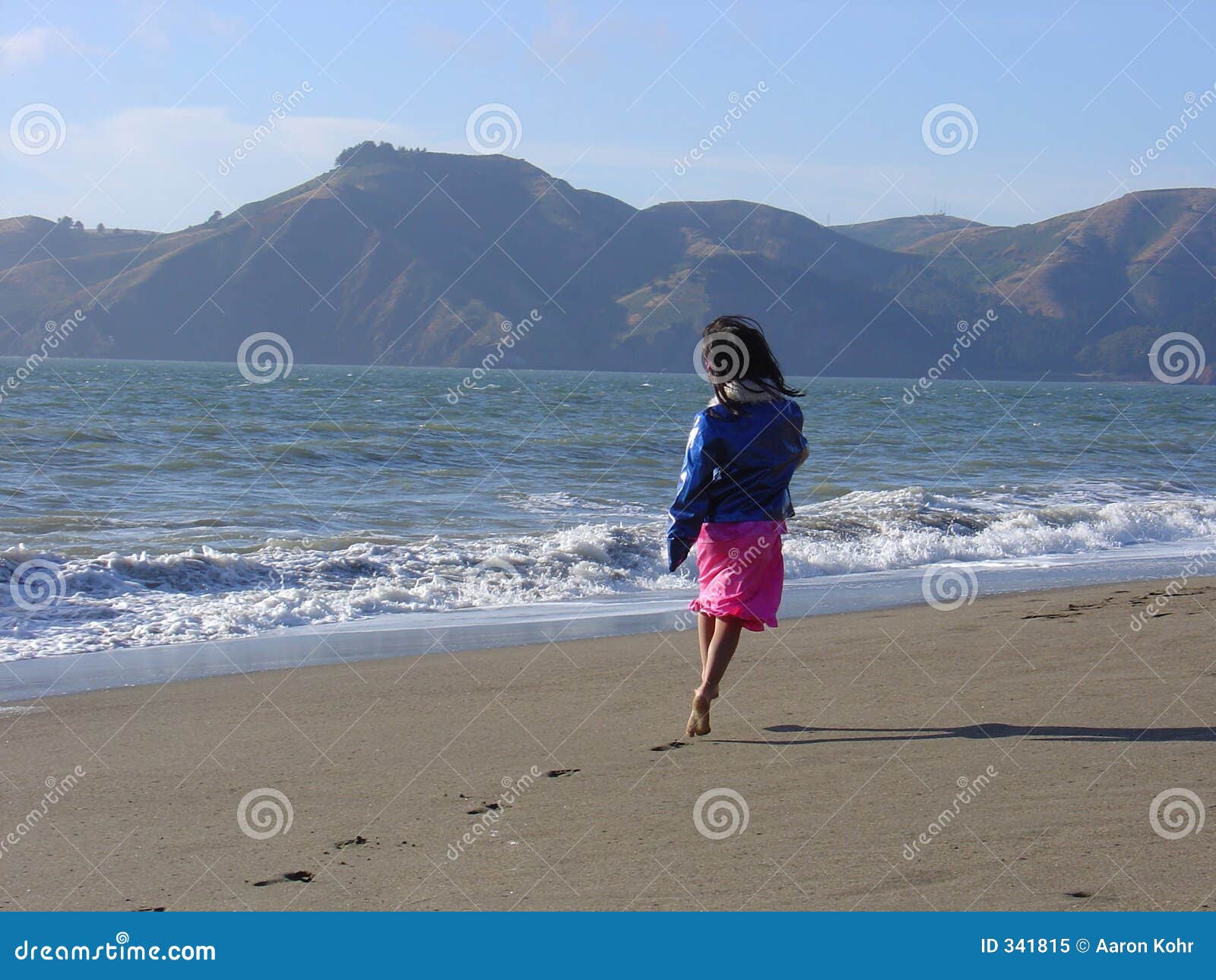 Barefooted beach girl stock image. Image of pleasure, play - 341815