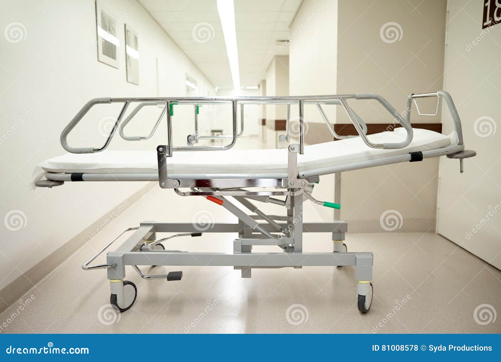 Barella O Barella Dell'ospedale Al Pronto Soccorso Fotografia Stock ...