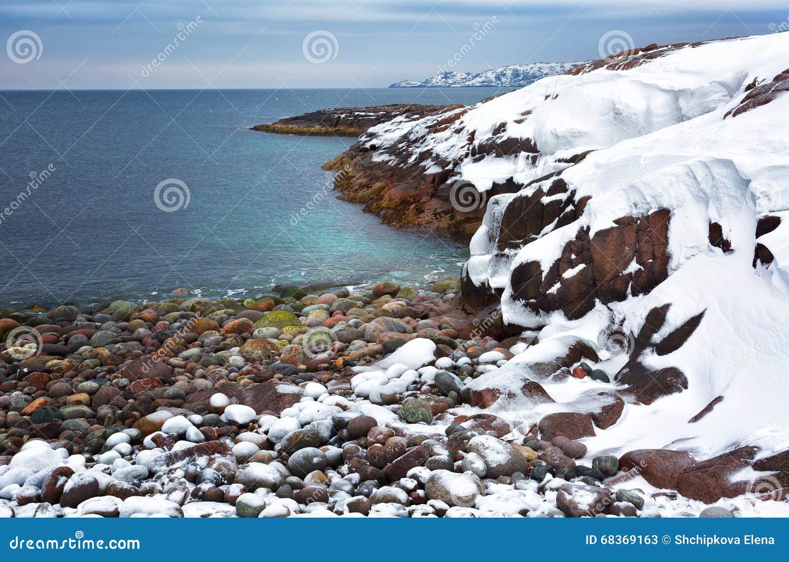 Barentssee, arktisch stockbild. Bild von rund, felsen - 68369163