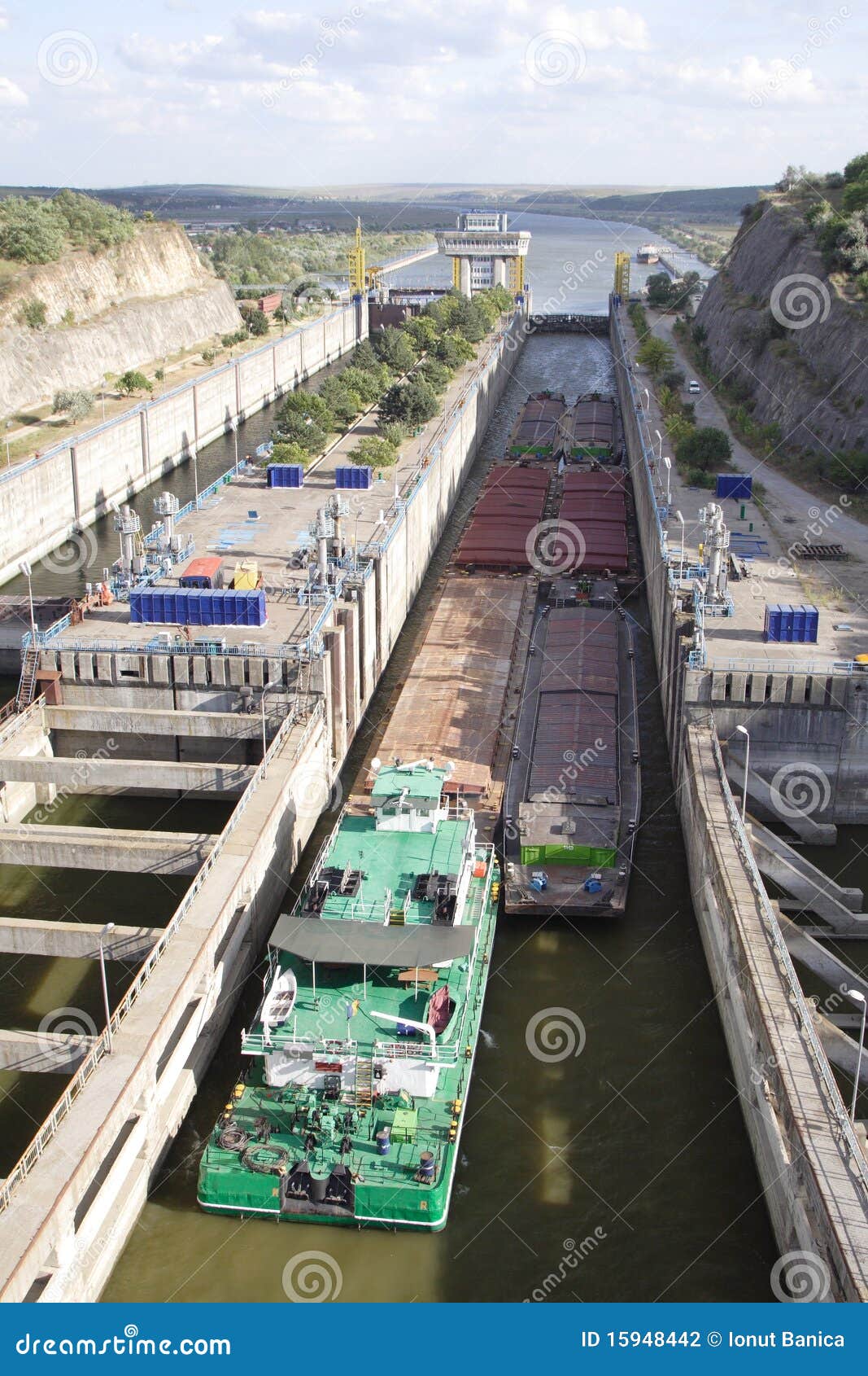 Canal Lock Stock Image | CartoonDealer.com #15084109