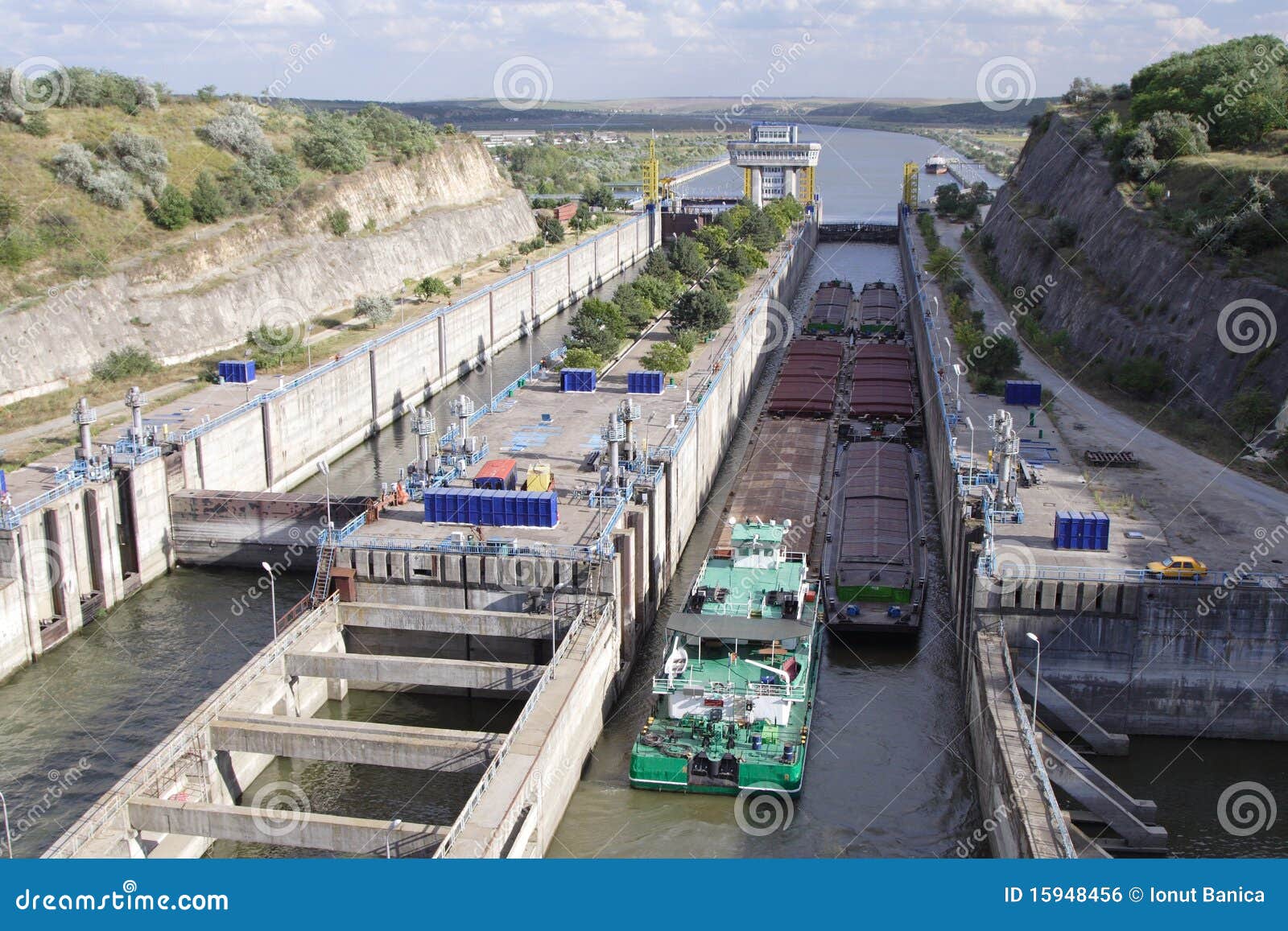 Canal Lock Stock Image | CartoonDealer.com #15084109
