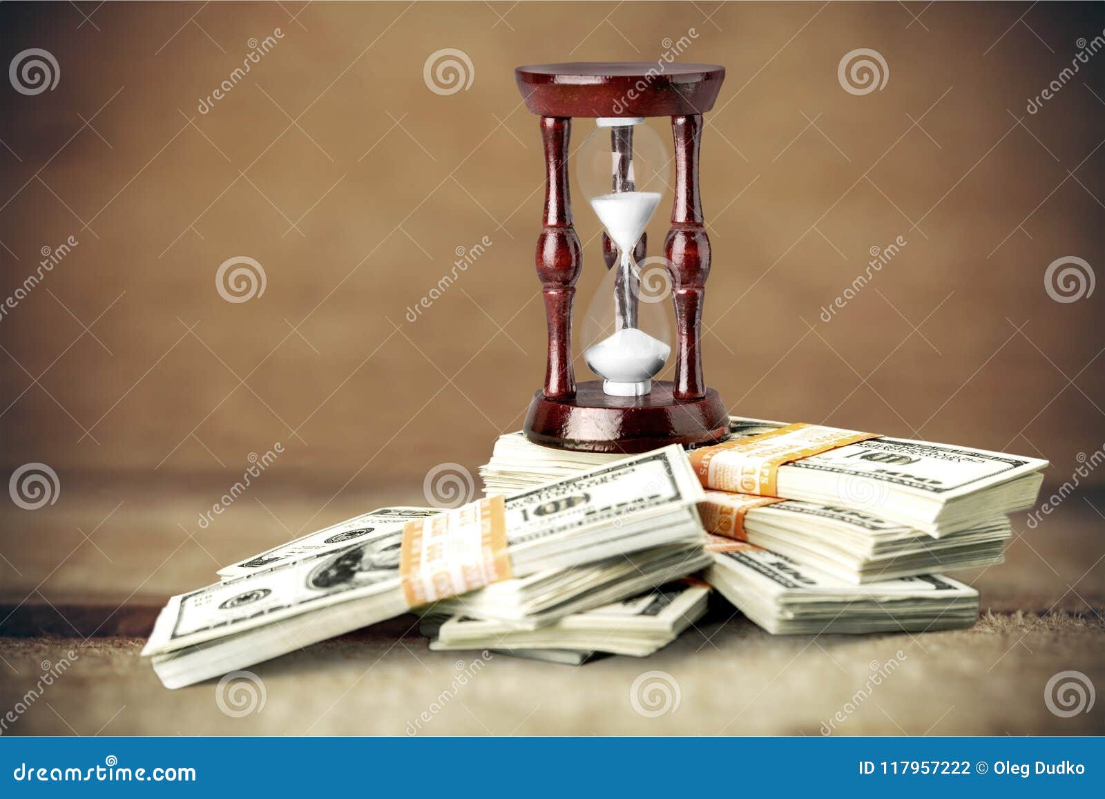 Bargeld stockfoto. Bild von finanzierung, zahl, sparungen - 117957222