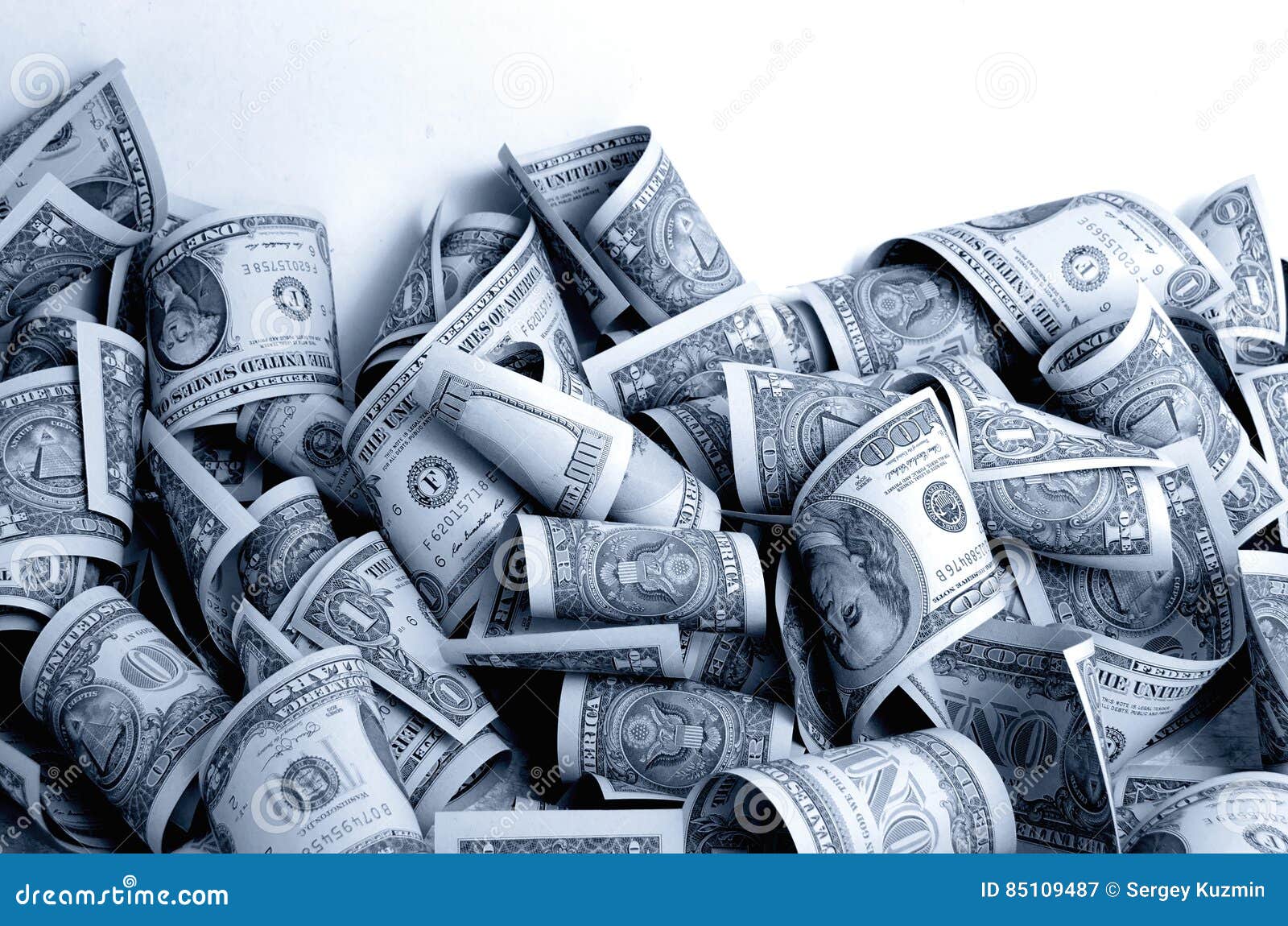 Bargeld US-Dollars stockbild. Bild von sparungen, profite - 85109487