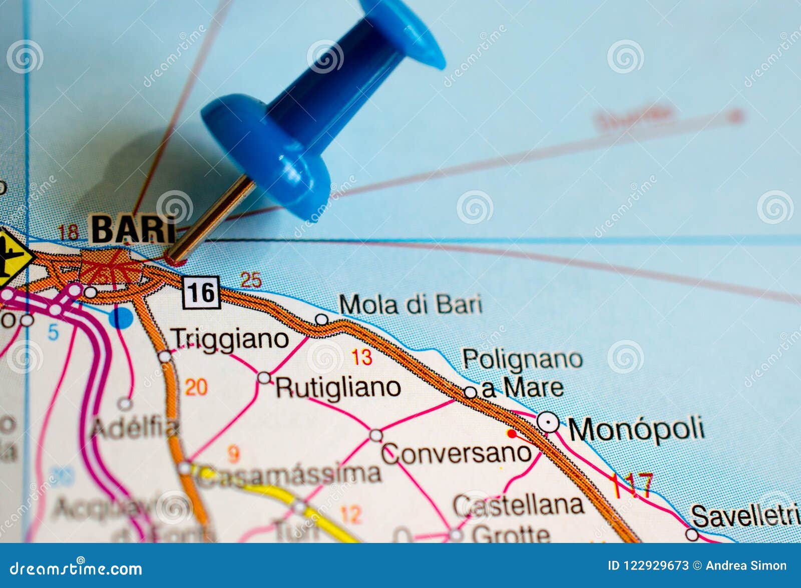 Bari sulla mappa immagine stock. Immagine di perno, spinta - 122929673