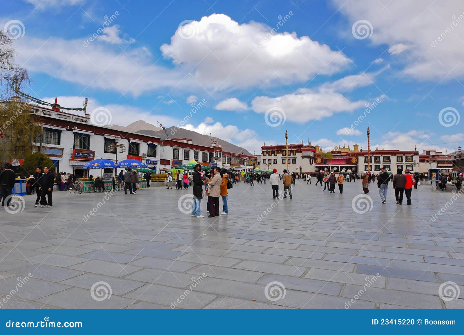 Barkhor Square in Lhasa, Tibet Editorial Image - Image of travel ...