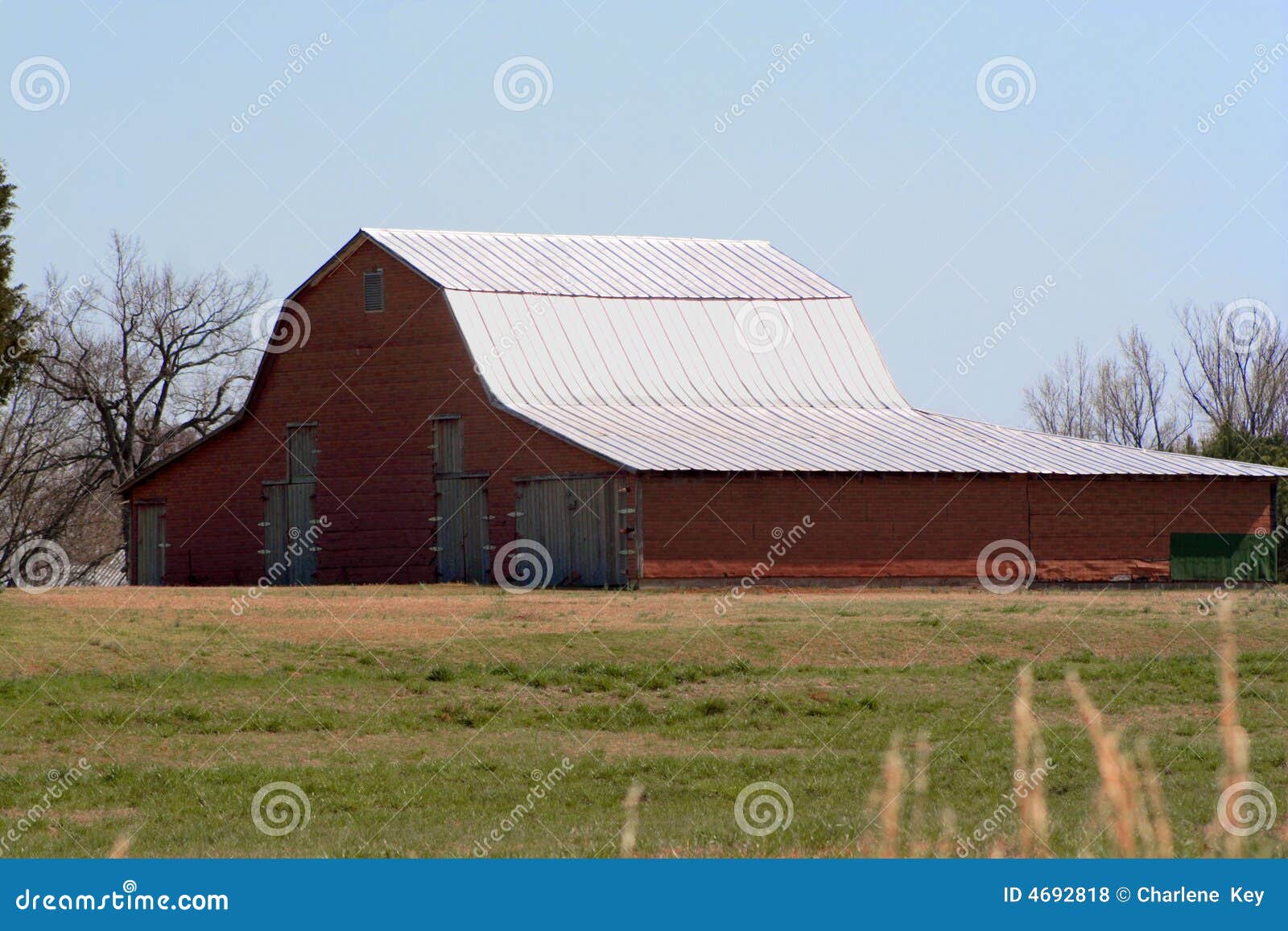 The Barn stock photo. Image of farmland, countryside, green - 4692818