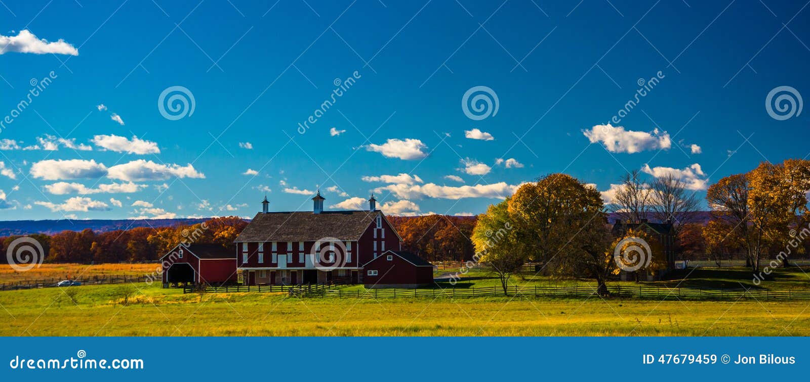 Barn and Autumn Color in Gettysburg, Pennsylvania. Stock Image - Image ...