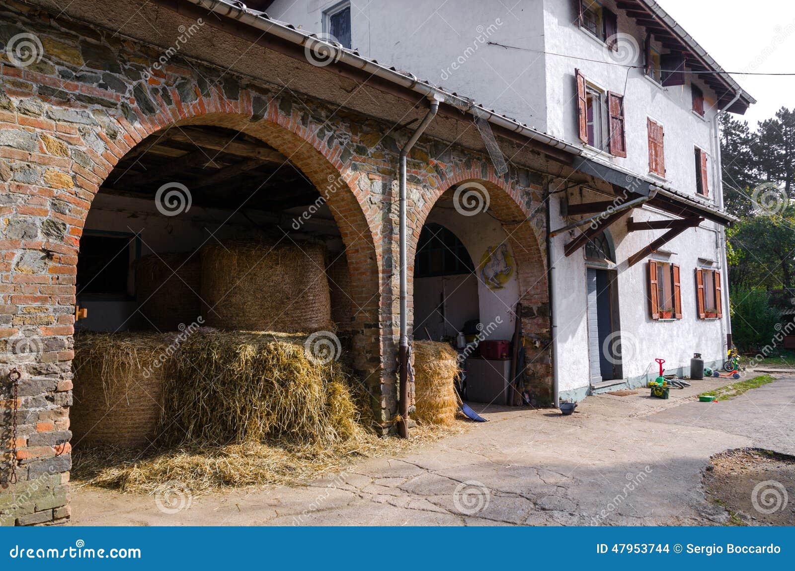 Barn stock photo. Image of nature, color, tourism, architecture - 47953744