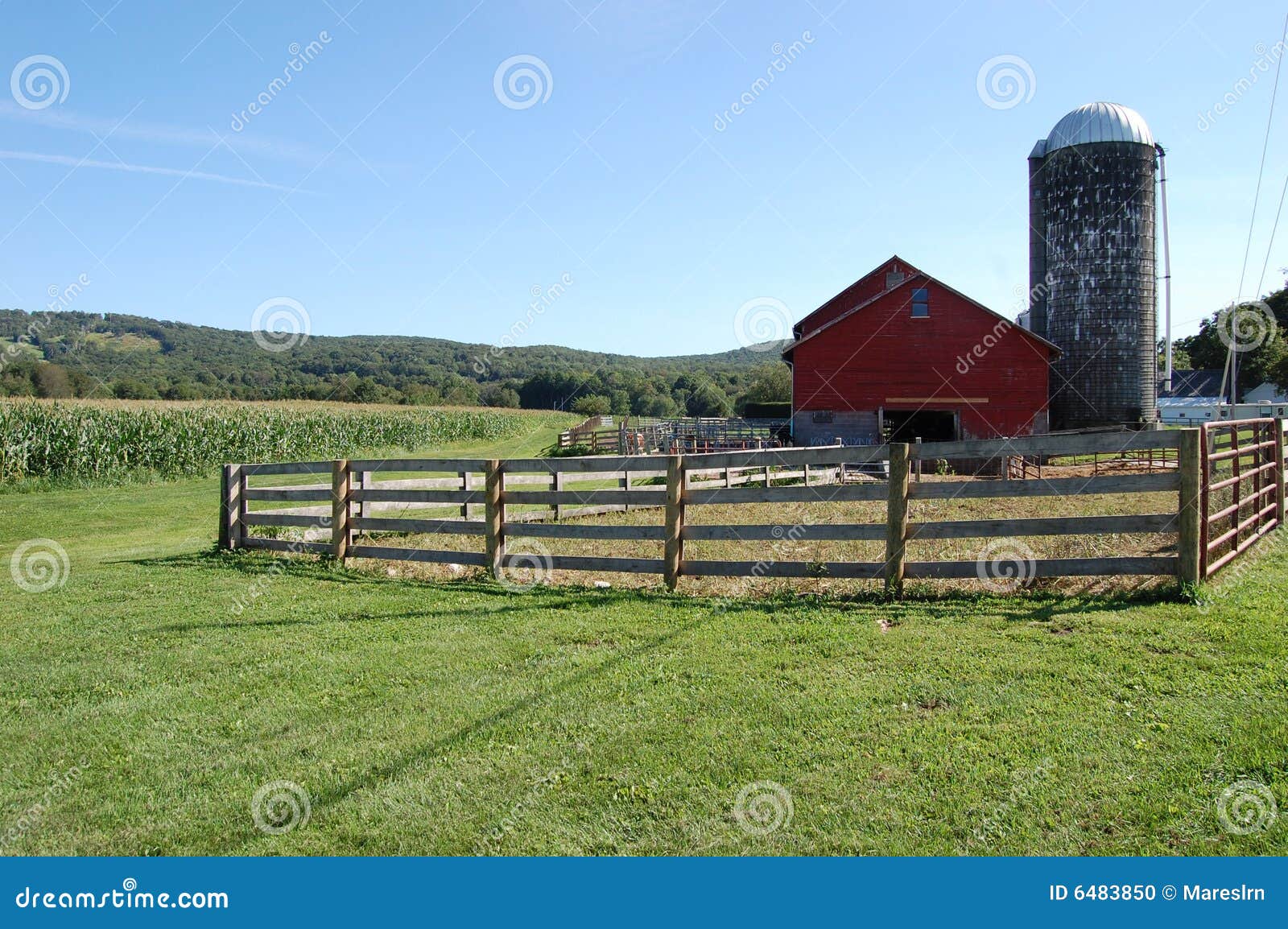 Barn with silo stock photo. Image of autumn, farm, grow - 6483850