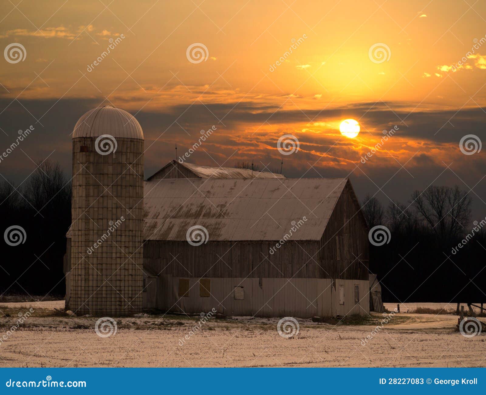 Barn at Sunset Sunrise stock image. Image of countryside - 28227083