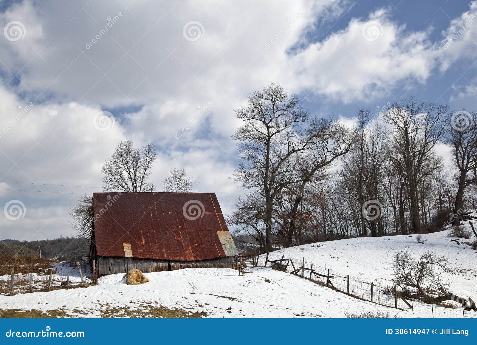 Barn in Winter stock image. Image of wintery, snowscene - 30614947