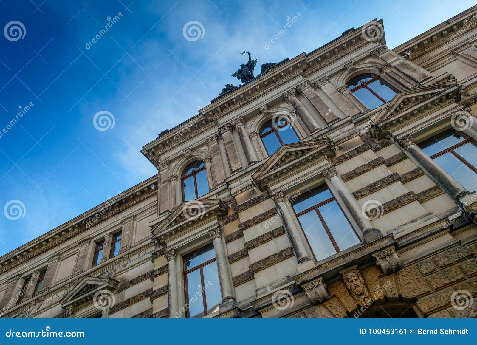 Barock Byggnad Av Albertinumen I Dresden Fotografering för Bildbyråer ...