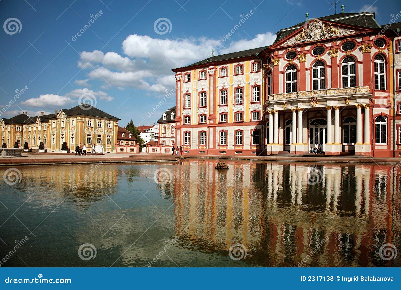 Barok kasteel stock foto. Image of museum, geschiedenis - 2317138