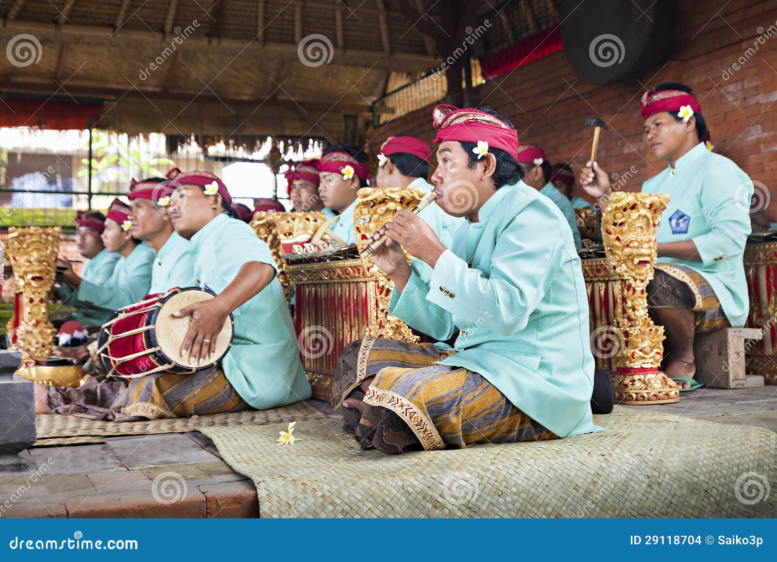 Barong Dance shaow editorial stock image. Image of mahabharata - 29118704