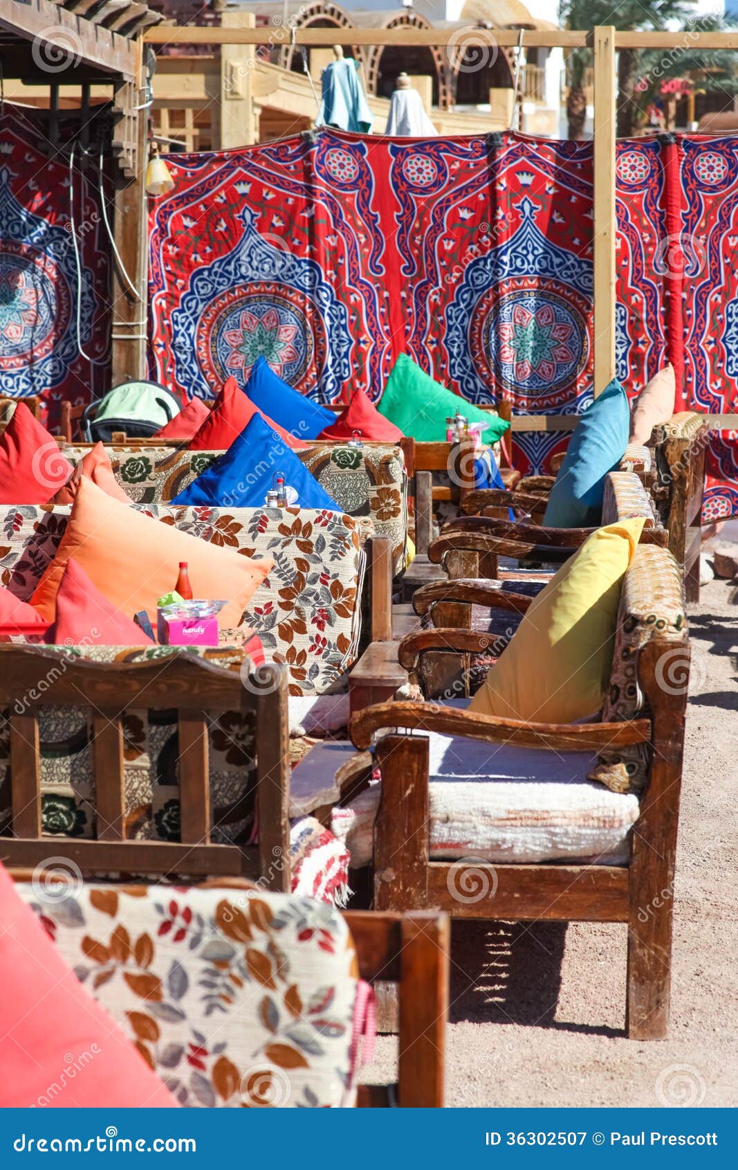 Barra en Dabah imagen de archivo. Imagen de hermoso, color - 36302507