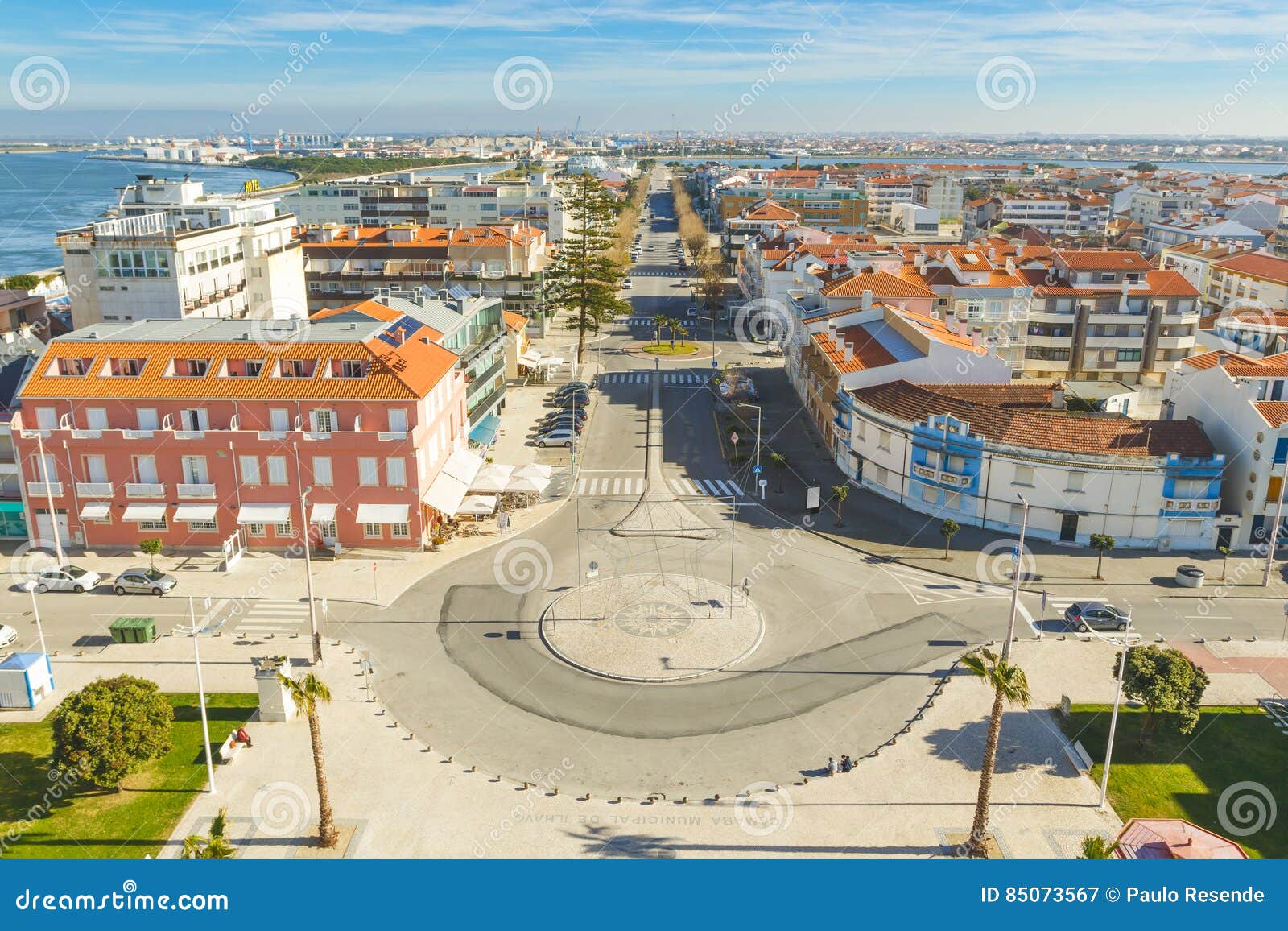 Barra-Strand in Aveiro stockbild. Bild von architektur - 85073567