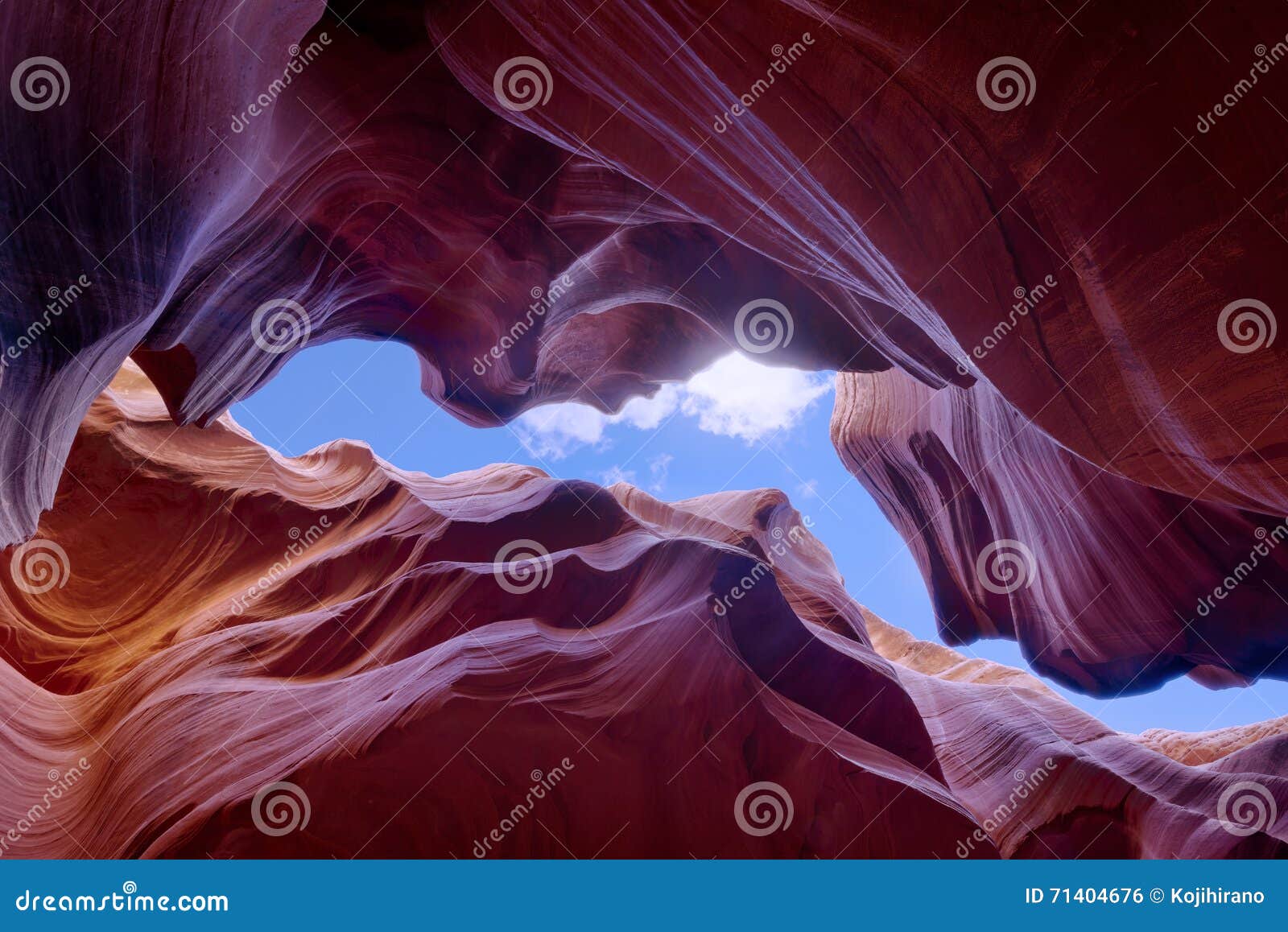 Barranco De La Ranura Con El Cielo Foto de archivo - Imagen de arenisca ...