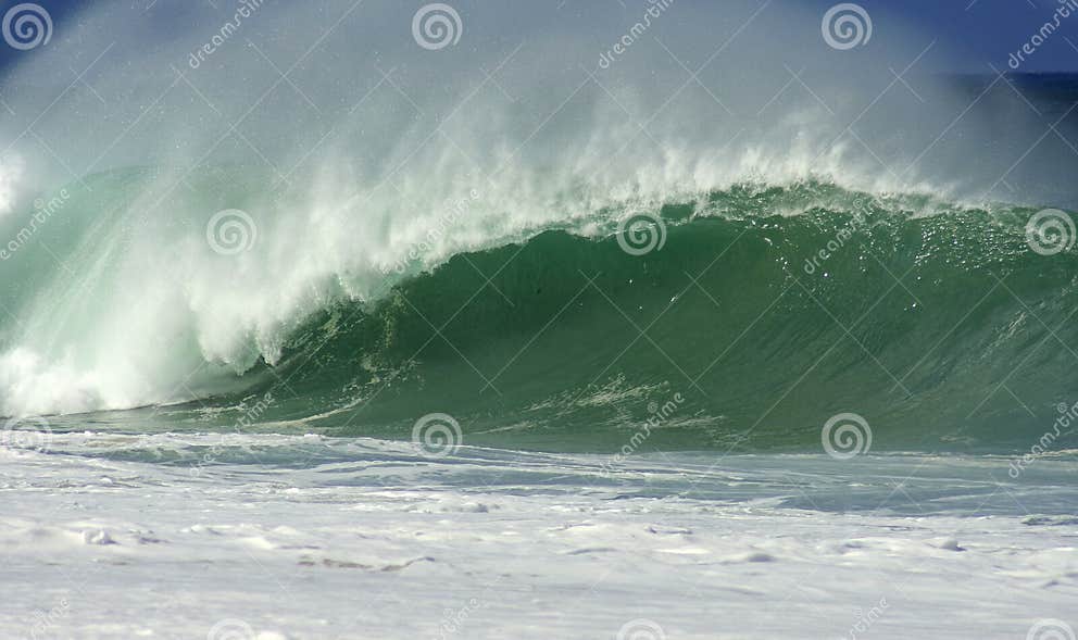 Barrelling Wave stock photo. Image of ocean, stormy, powerful - 3708382