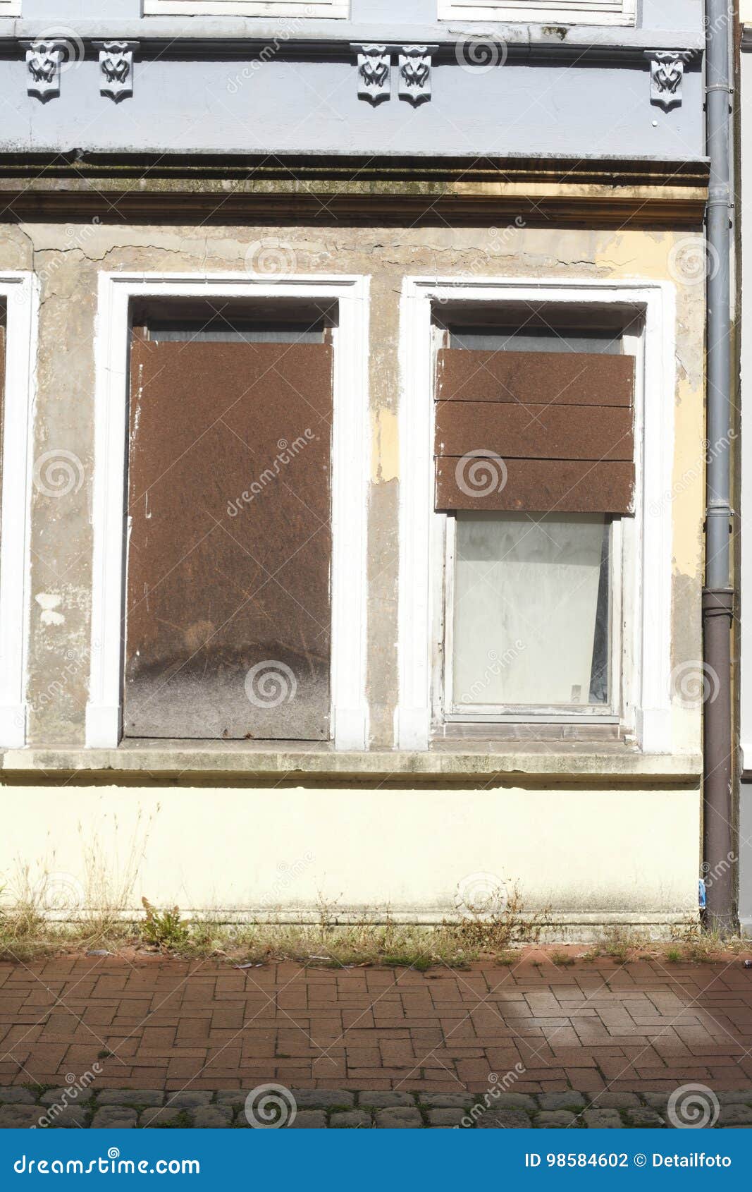 Barricaded old windows stock photo. Image of lehe, broken - 98584602