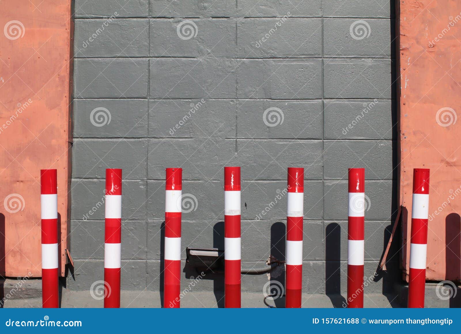 Barrier Barrier on the Walkway Red Barrier, White on the Sidewalk Stock ...