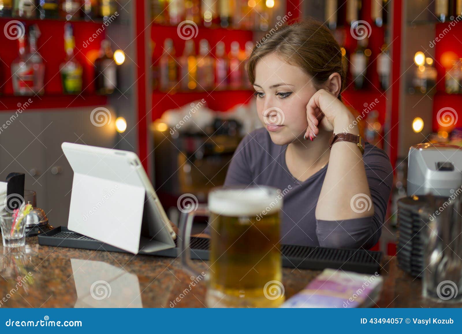 Bartender Girl Behind the Counter Stock Image - Image of busy, barmaid ...
