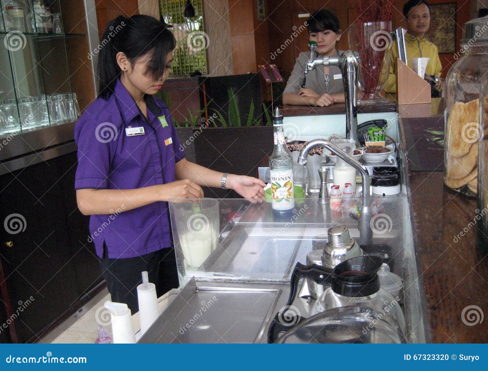 Bartender editorial image. Image of city, cooking, dish - 67323320