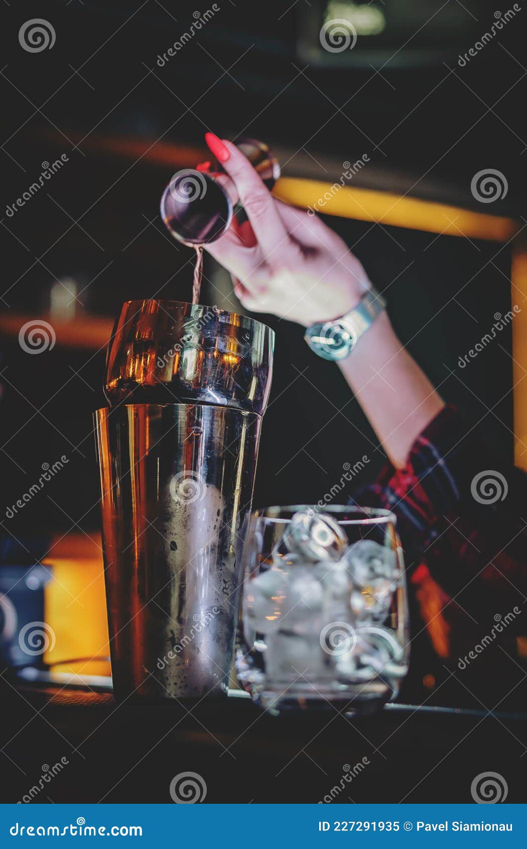 Bartender Hand Making Cocktail at the Bar Stock Image - Image of night ...