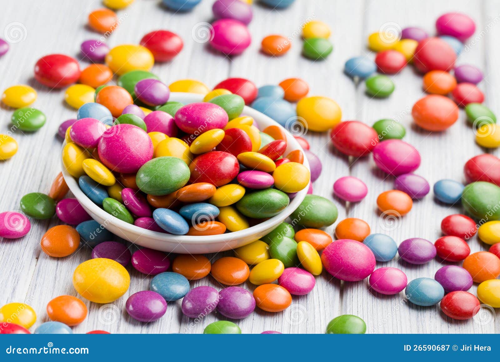 Barwiony cukierek obraz stock. Obraz złożonej z ciasteczko - 26590687