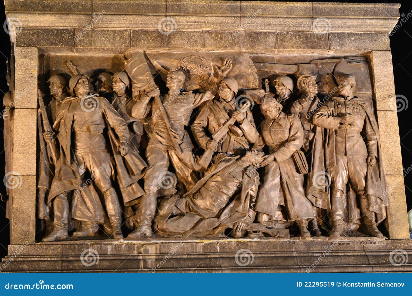 The Bas-relief on the Column in Victory Square at Night, Minsk Stock ...