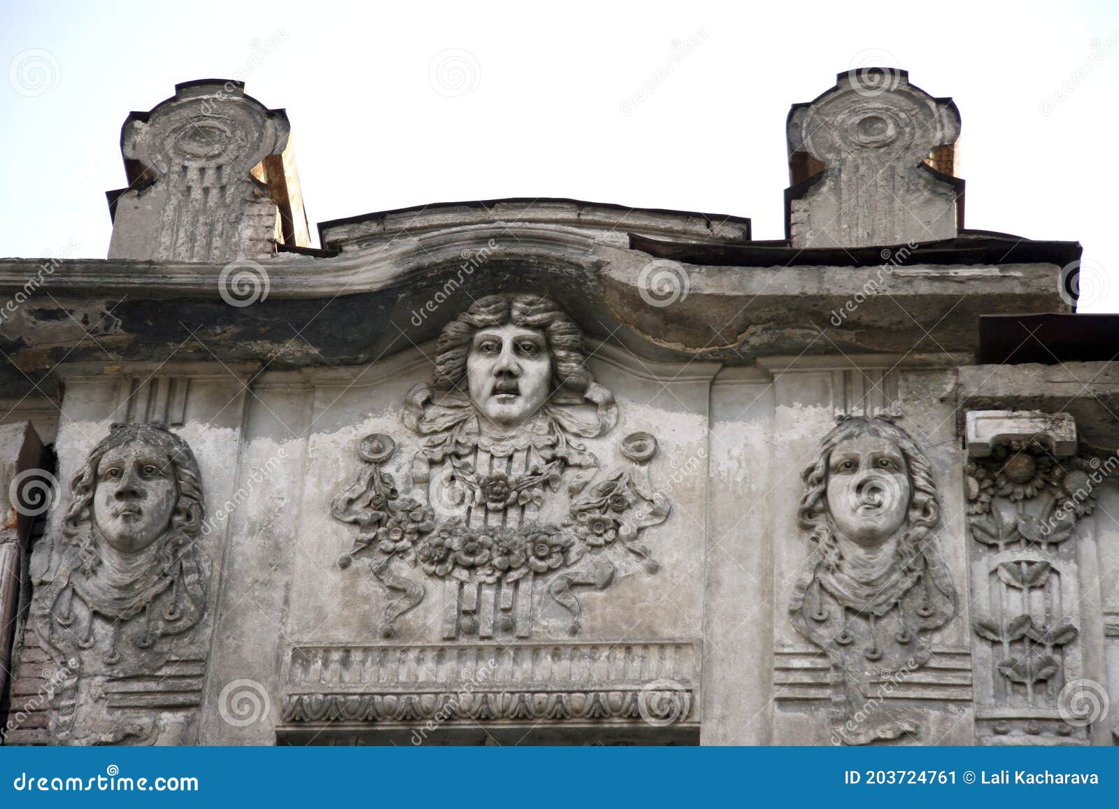 Bas-reliefs stock image. Image of landmark, faces, facade - 203724761