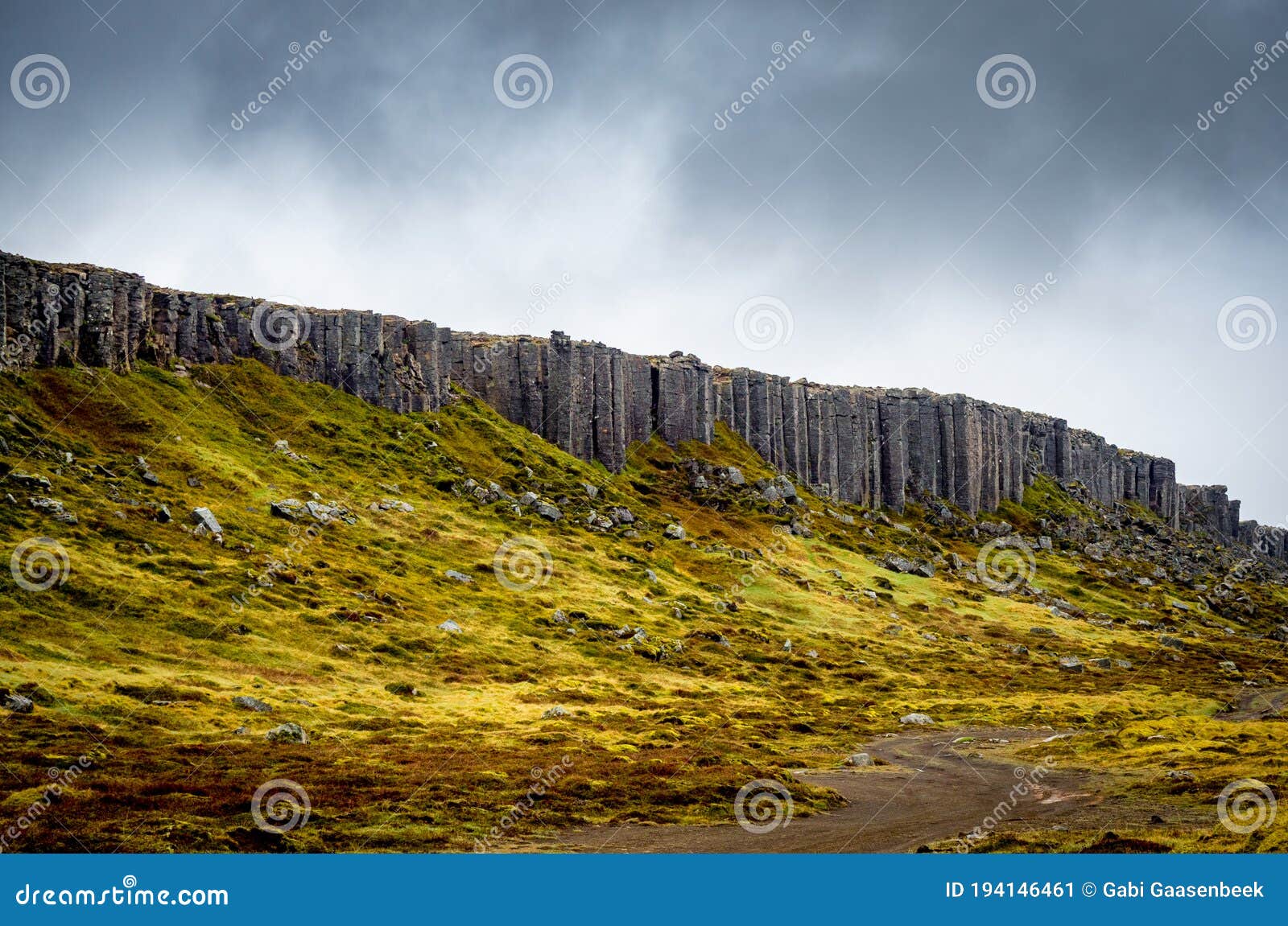 Basalt Column Wall in Iceland Stock Image - Image of tour, cloudy ...