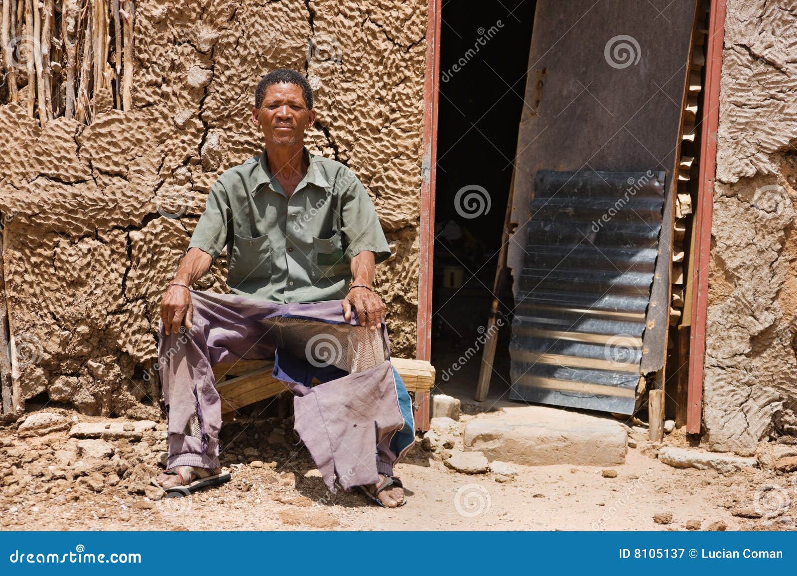 Basarwa man stock image. Image of male, basarwa, ethnicity - 8105137