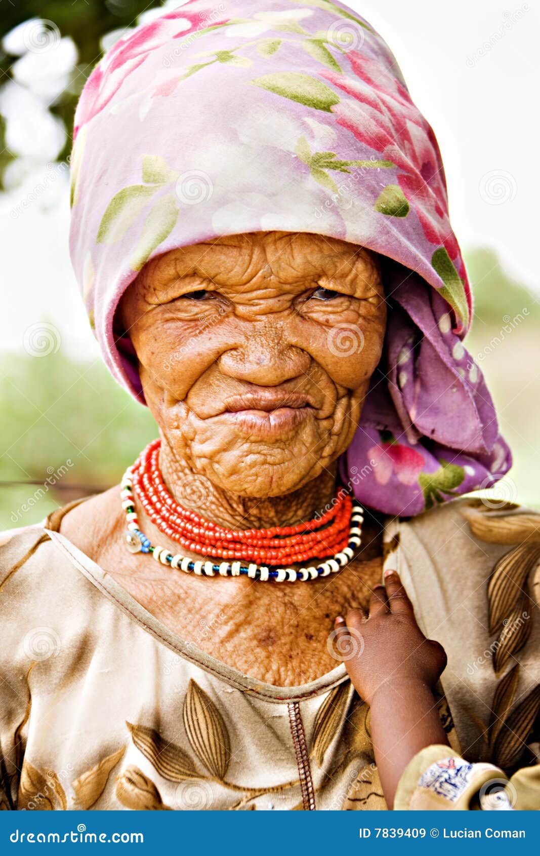 Basarwa Woman Royalty Free Stock Images - Image: 7839409