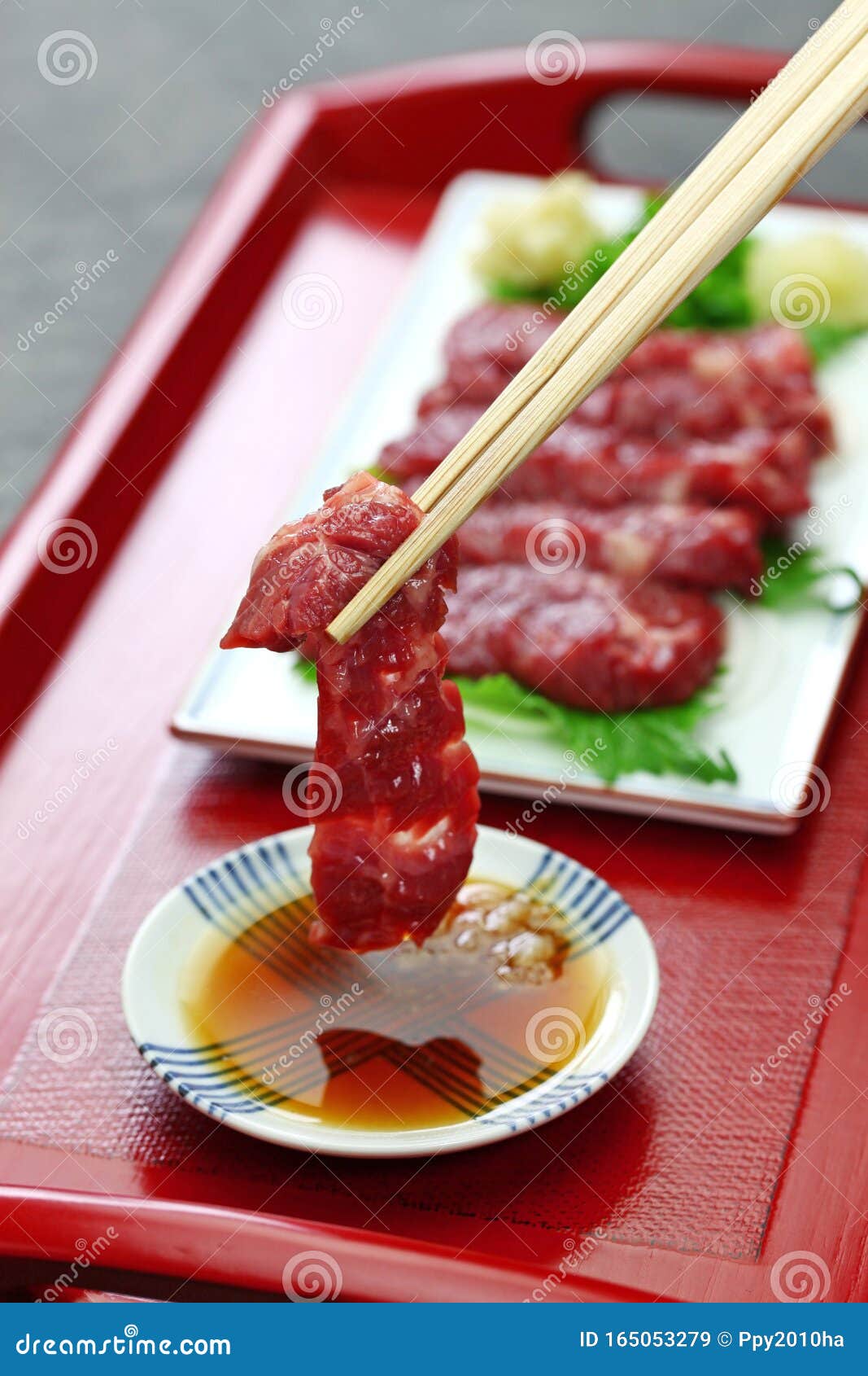 Basashi, cozinha japonesa imagem de stock. Imagem de gourmet - 165053279