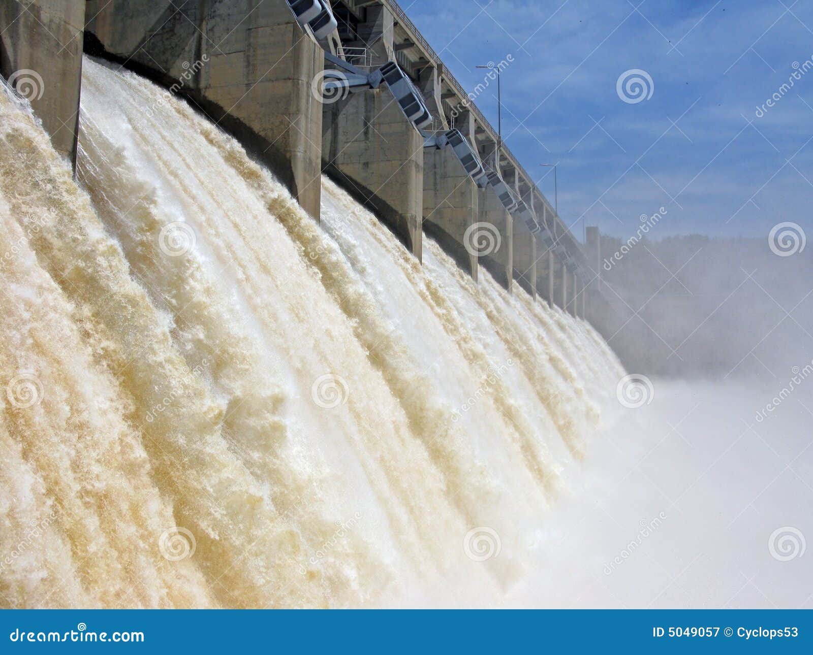At the base of the dam stock image. Image of whitewater - 5049057