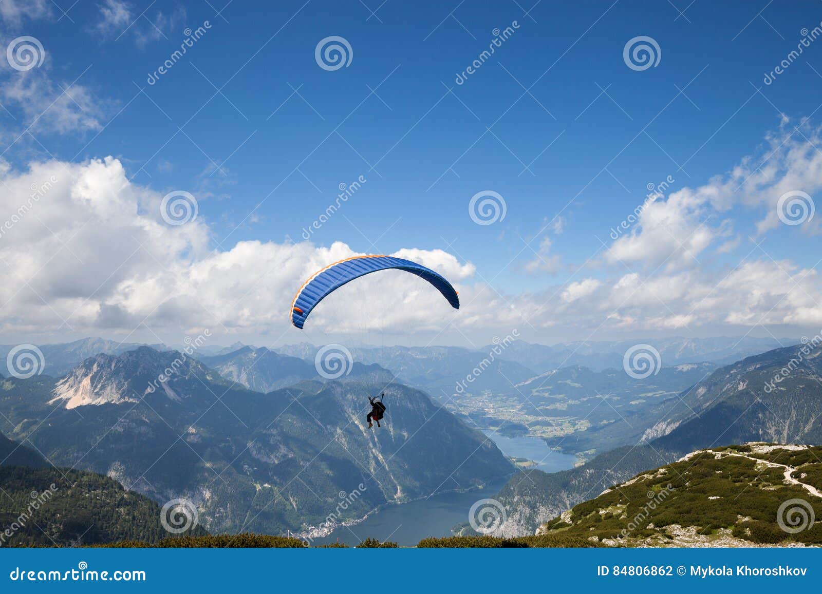 Base jumping stock photo. Image of freedom, base, austria - 84806862