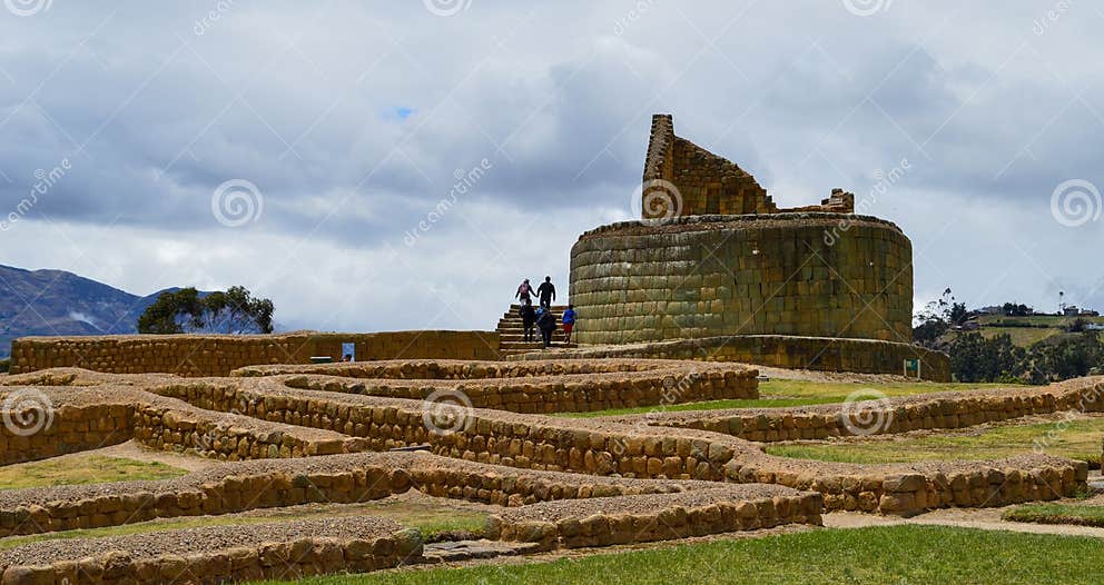 Ingapirca, Archaeological Complex, Walls and Pyramid Editorial ...