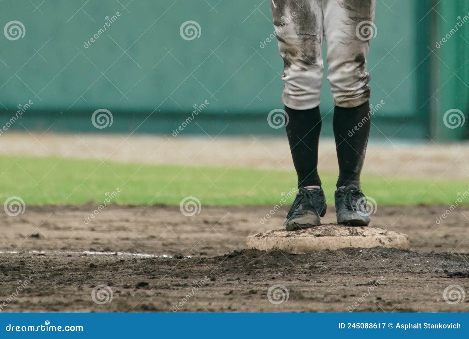 Baseball Player Attempting To Steal a Base Stock Image - Image of pause ...