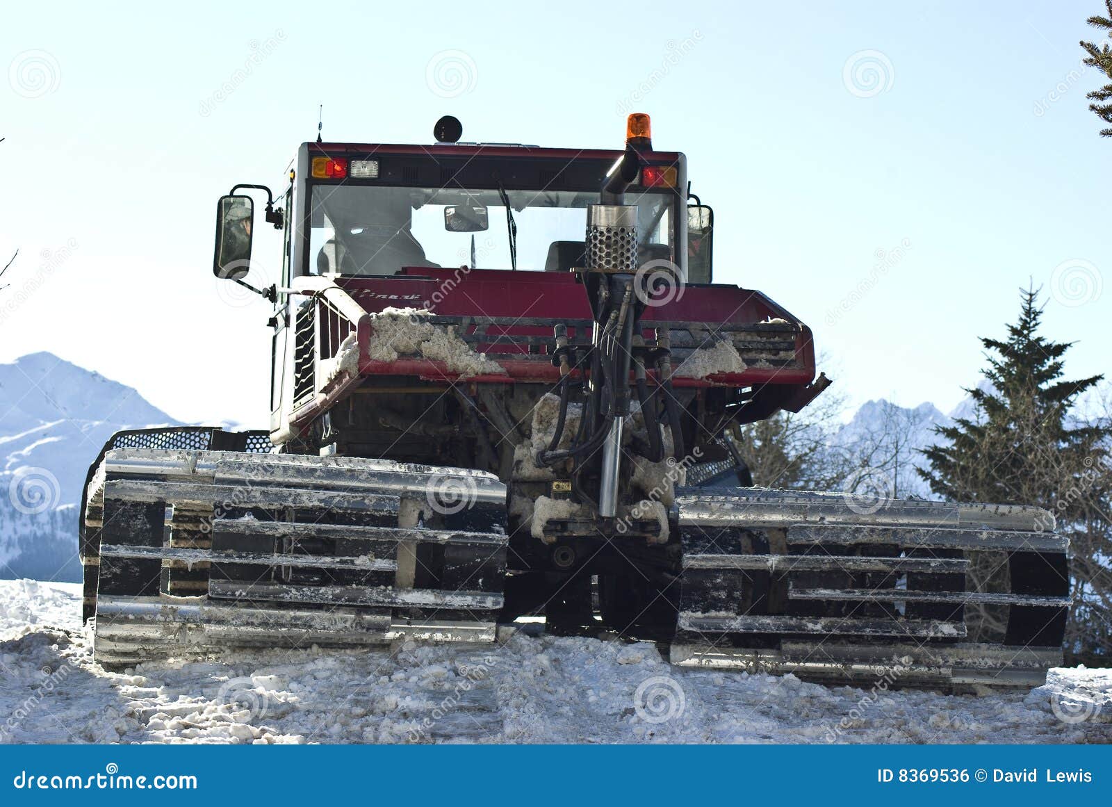 Basher di Piste fotografia stock. Immagine di alpino, ricorso - 8369536