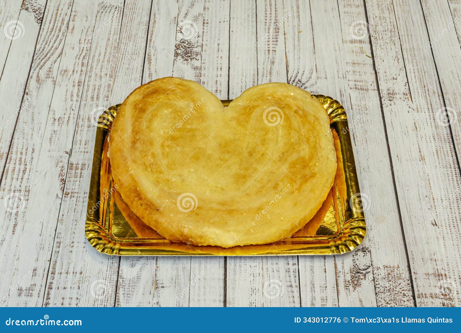 Basic Tree Identification: Whorled Leaf Arrangement Royalty-Free Stock ...