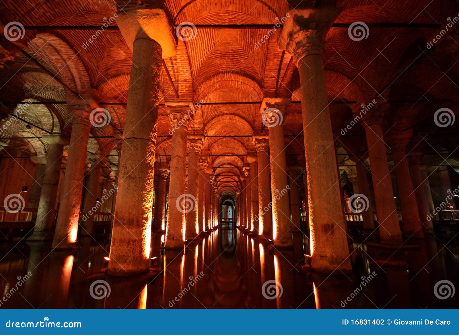 The Basilica Cistern in Istanbul Stock Photo - Image of istanbul, east ...